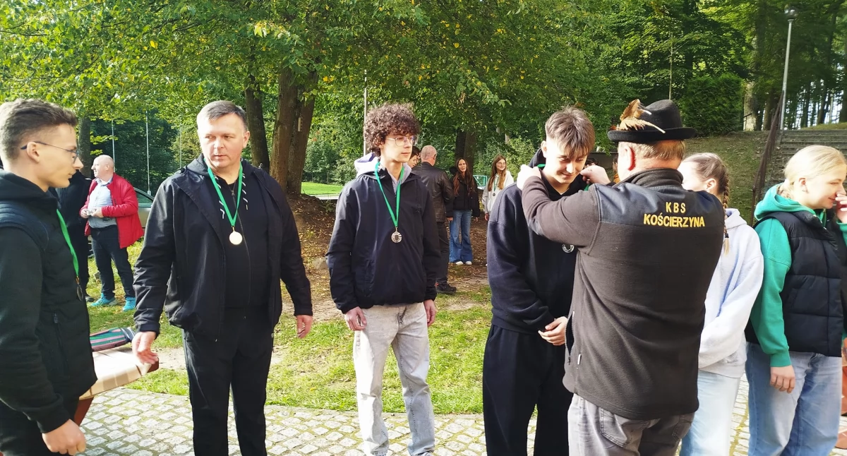 Ekonomik celnie trafia! Zwycięstwo w Międzyszkolnej Olimpiadzie ...